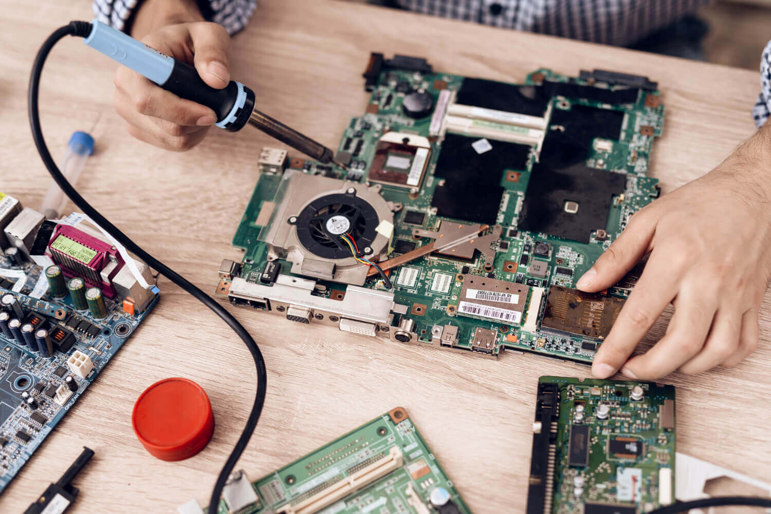 Micro Soldering Repair in Albuquerque, NM - iRepairNM